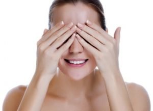8 Eye Exercises To Strengthen Eye Muscles And Improve Your Vision ...